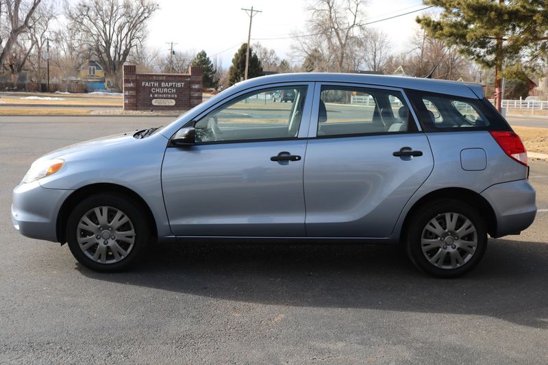 2003 Toyota Matrix Photos