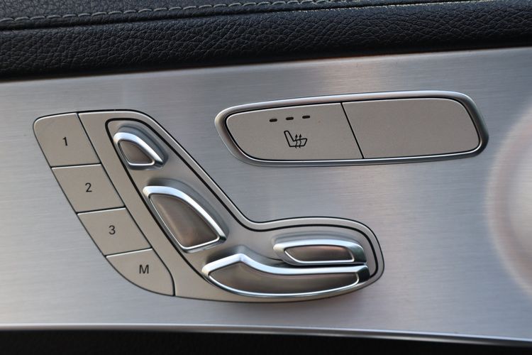2016 Mercedes-Benz C-Class C 300 4MATIC | Victory Motors of Colorado
