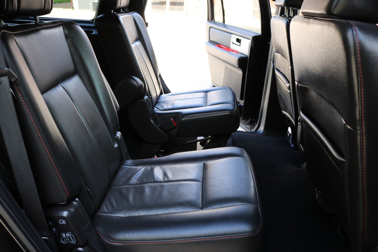 2008 Ford Expedition Funk Master Flex Edition | Victory Motors of Colorado