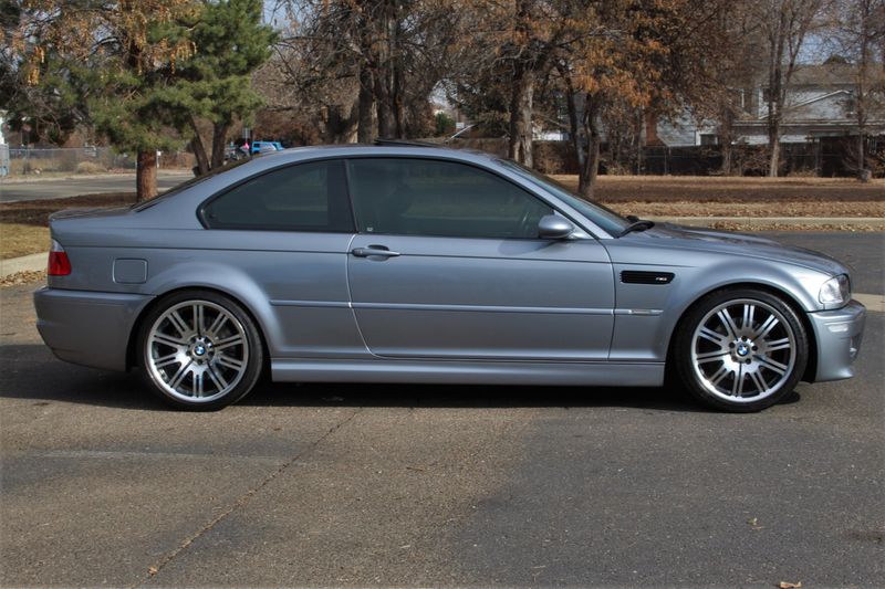 2004 BMW M3 Photos