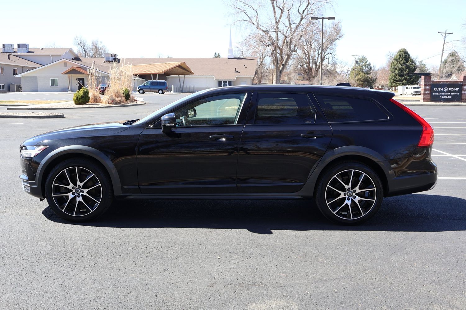 2019 Volvo V90 Cross Country T6 | Victory Motors of Colorado