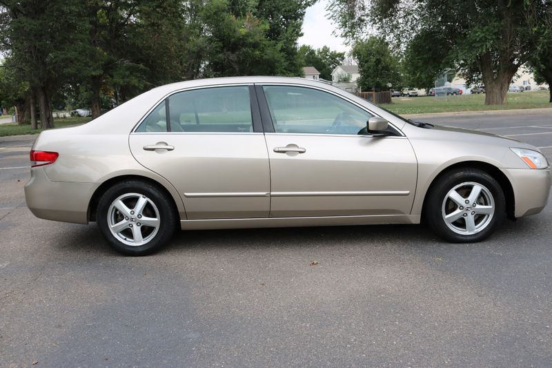 2004 Honda Accord Photos