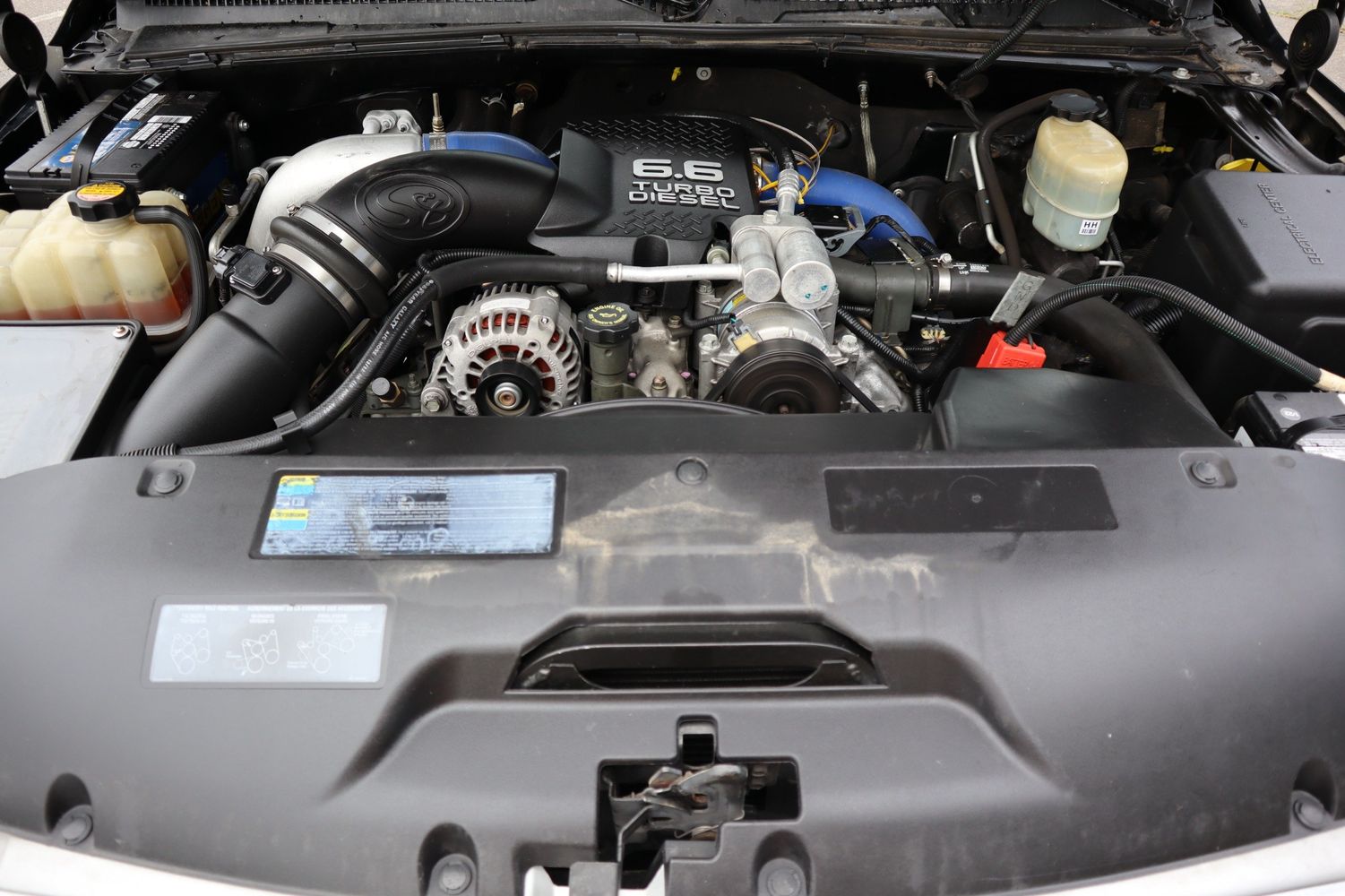 2001 GMC Sierra 3500 SLT | Victory Motors of Colorado