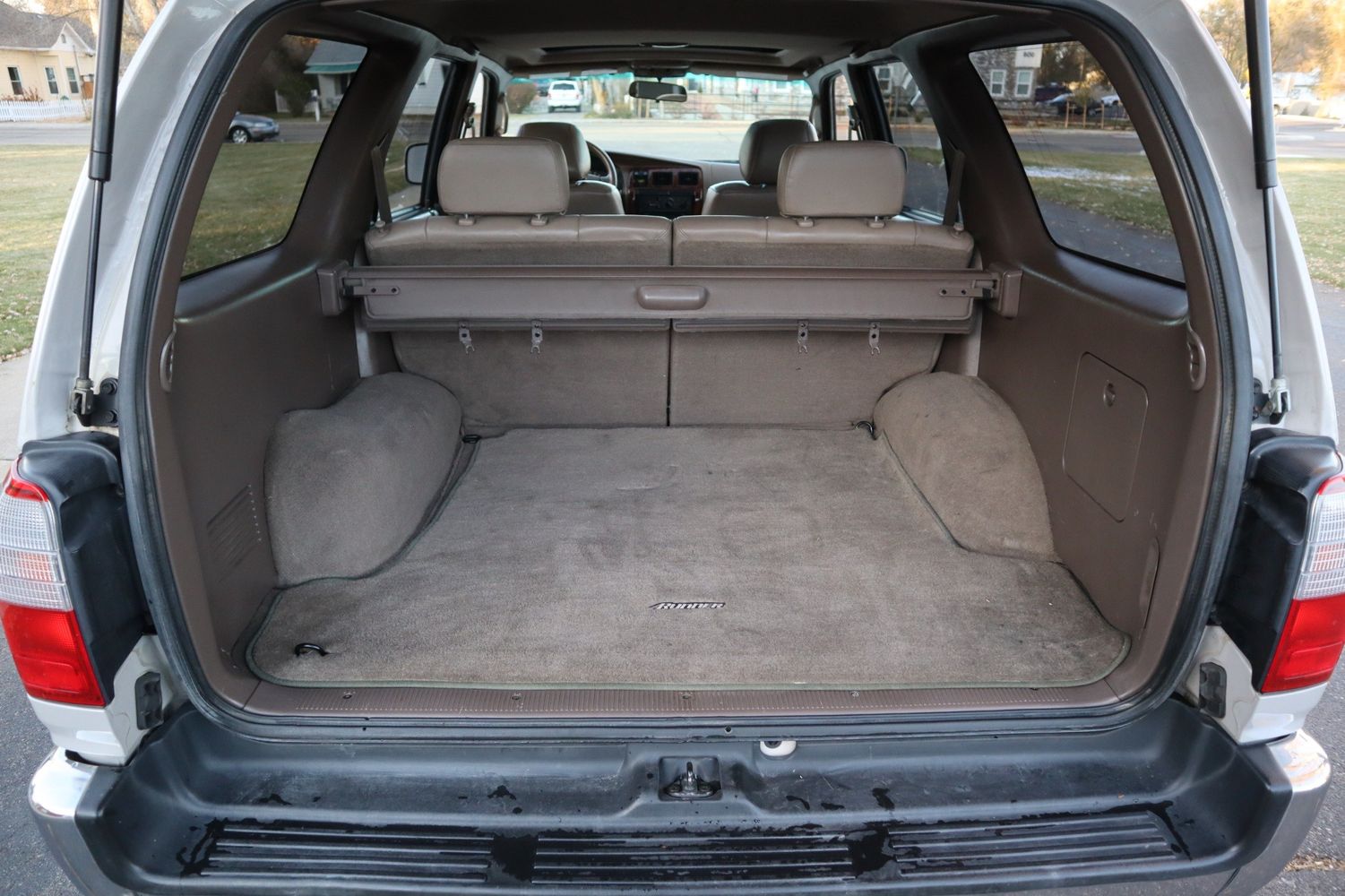 1998 Toyota 4Runner Limited | Victory Motors of Colorado