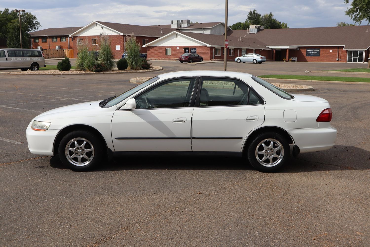 2000 Honda Accord LX | Victory Motors of Colorado