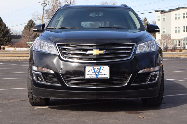 2017 Chevrolet Traverse LT | Victory Motors of Colorado