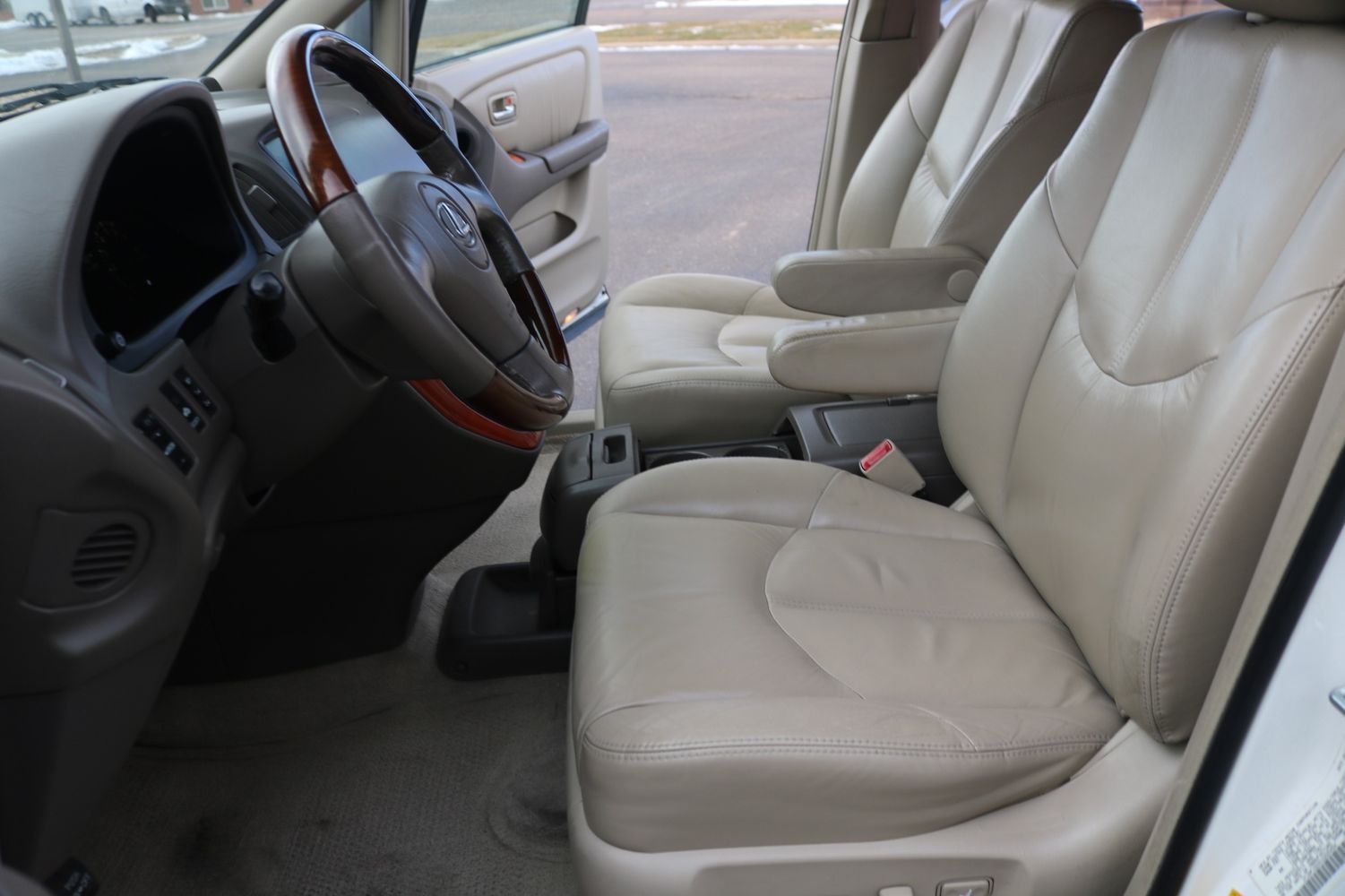 2001 Lexus RX 300 AWD | Victory Motors of Colorado