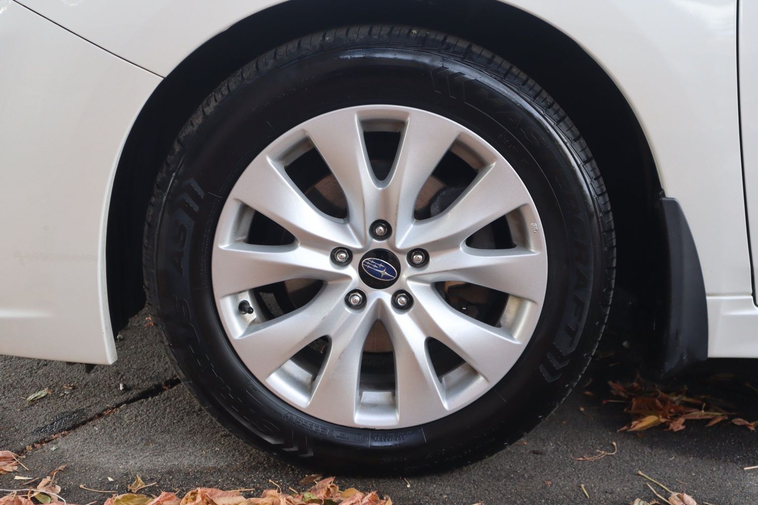 2015 Subaru Legacy 2.5i Premium | Victory Motors of Colorado