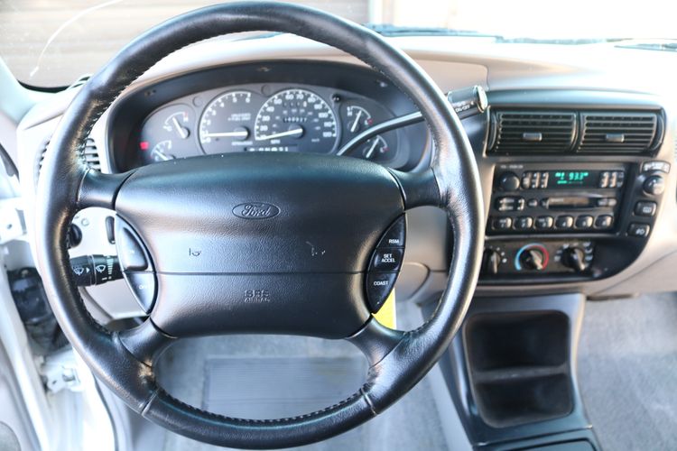1996 Ford Explorer XLT | Victory Motors of Colorado