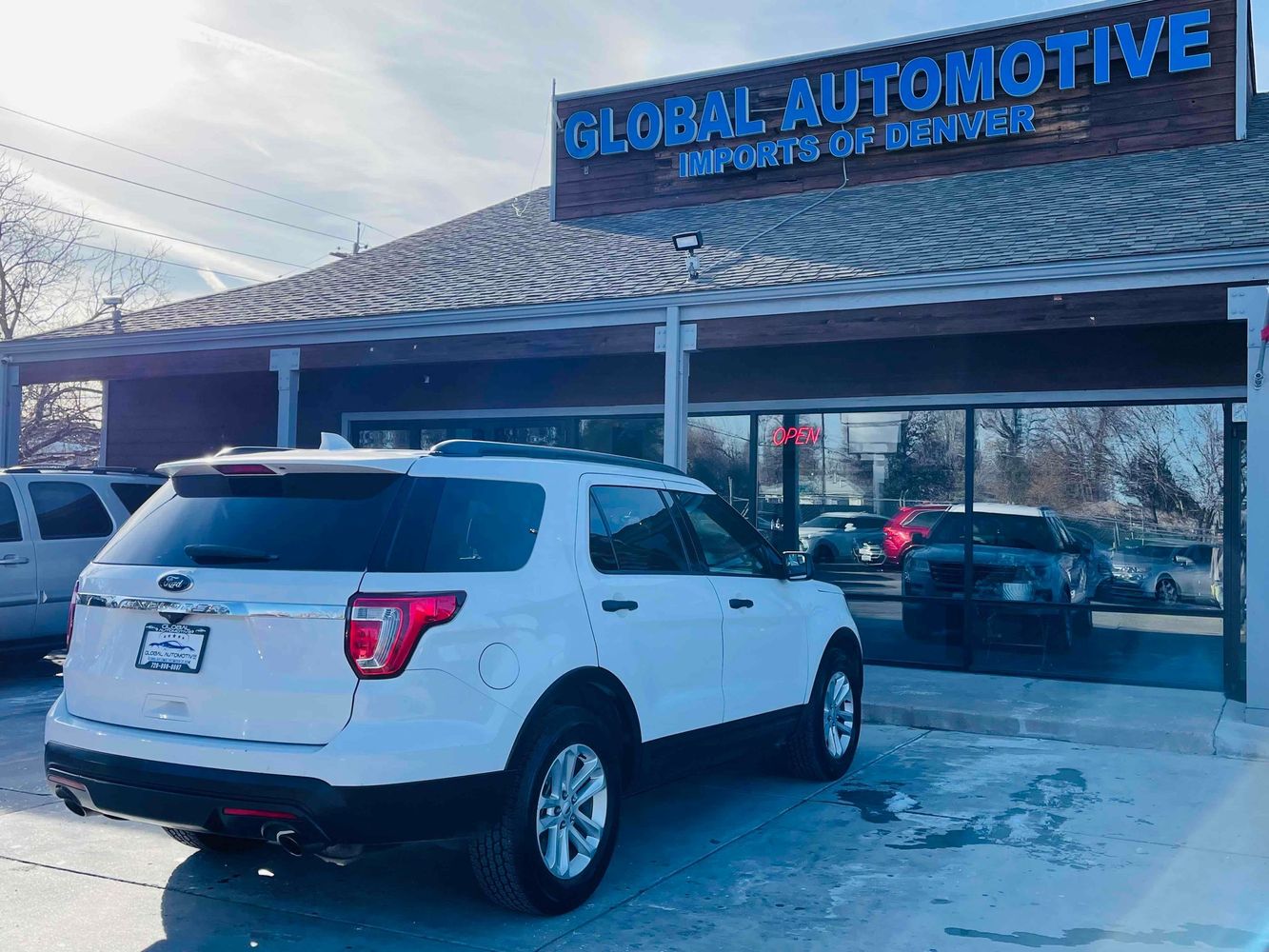 2017 Ford Explorer Base | Global Automotive Imports