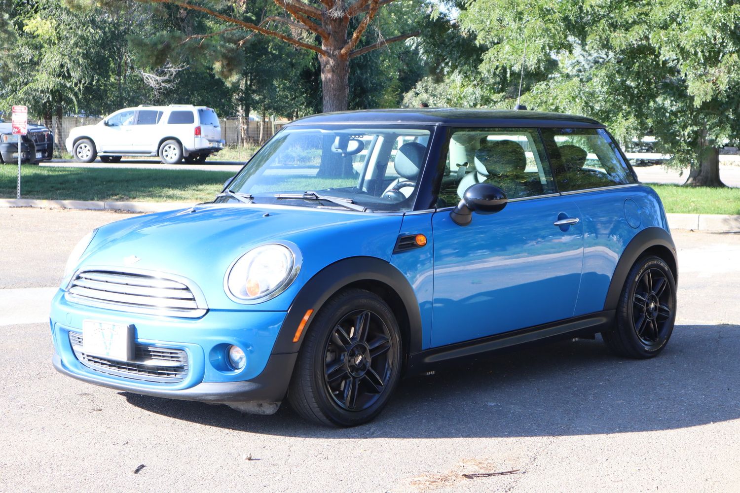 2012 MINI Cooper Hardtop Base | Victory Motors of Colorado