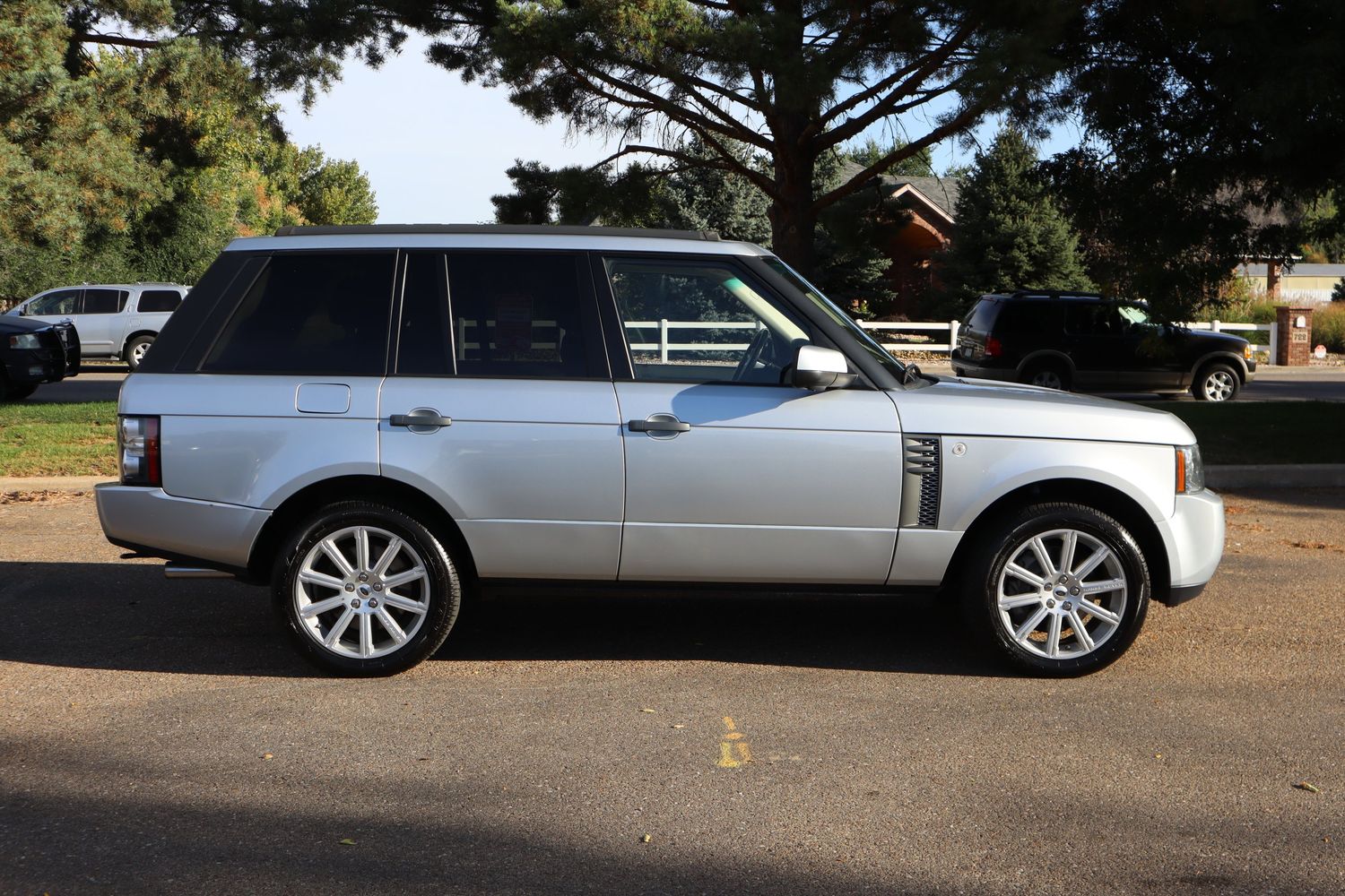 2011 Land Rover Range Rover Supercharged | Victory Motors of Colorado
