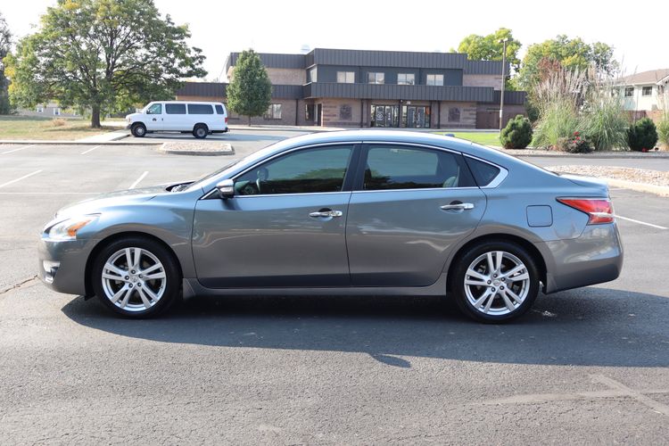 2015 Nissan Altima 3.5 SL | Victory Motors of Colorado