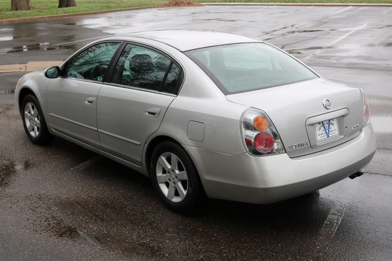 2003 Nissan Altima Photos
