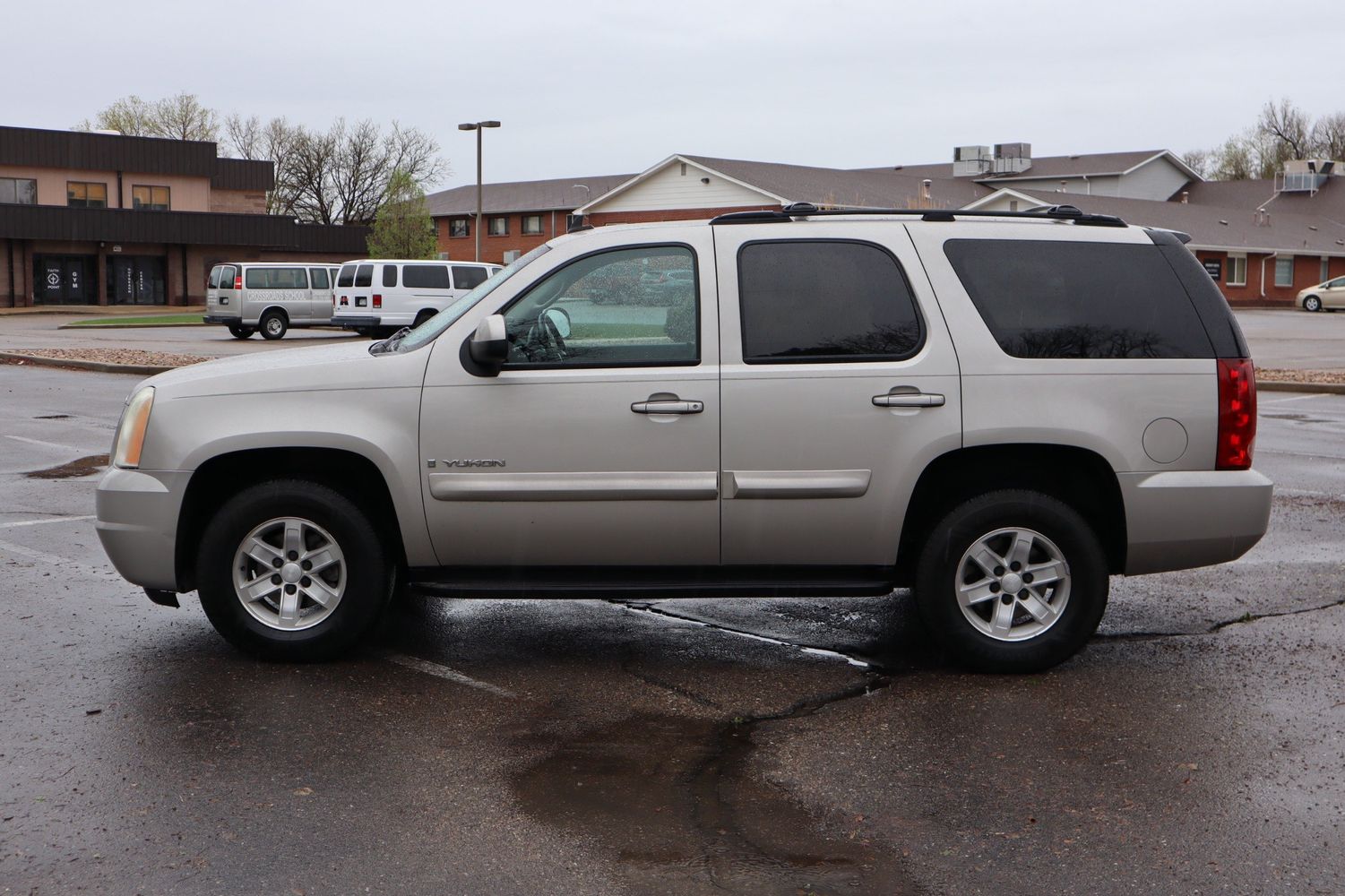 2007 GMC Yukon SLE | Victory Motors of Colorado