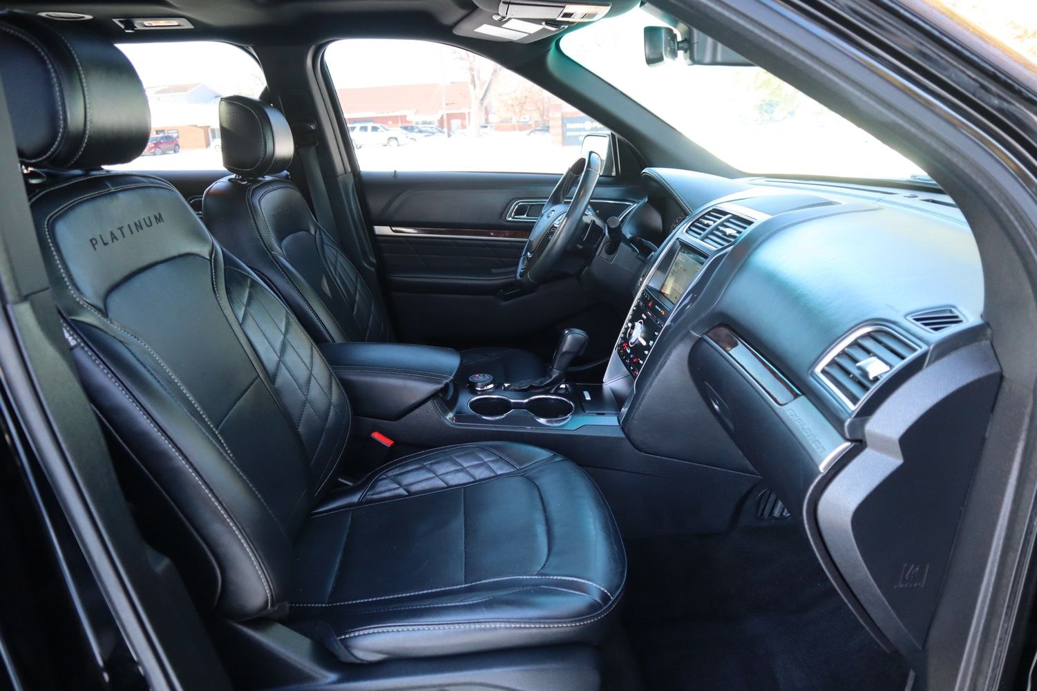 2017 Ford Explorer Platinum | Victory Motors of Colorado