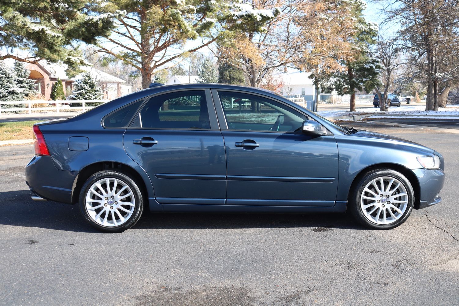 2011 Volvo S40 T5 | Victory Motors of Colorado