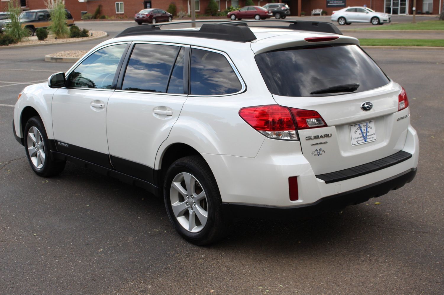 2013 Subaru Outback 2.5i Premium | Victory Motors of Colorado