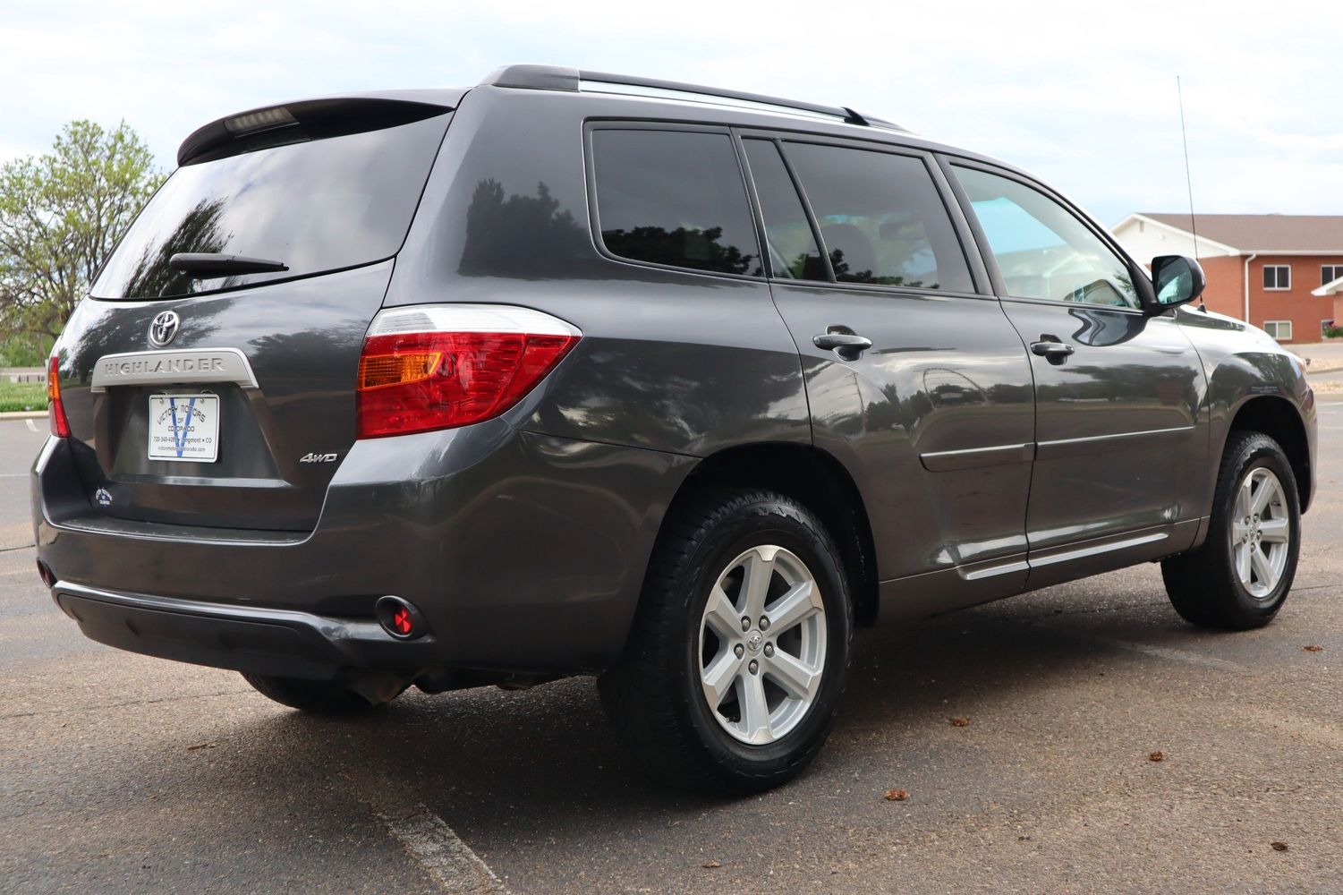 2010 Toyota Highlander Base | Victory Motors of Colorado