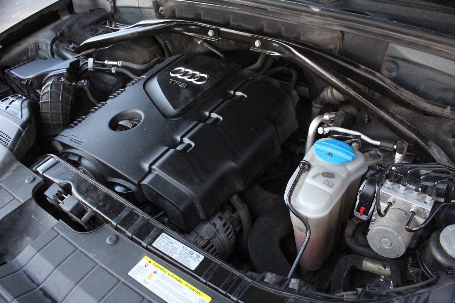 2011 Audi Q5 2.0T quattro Premium | Victory Motors of Colorado