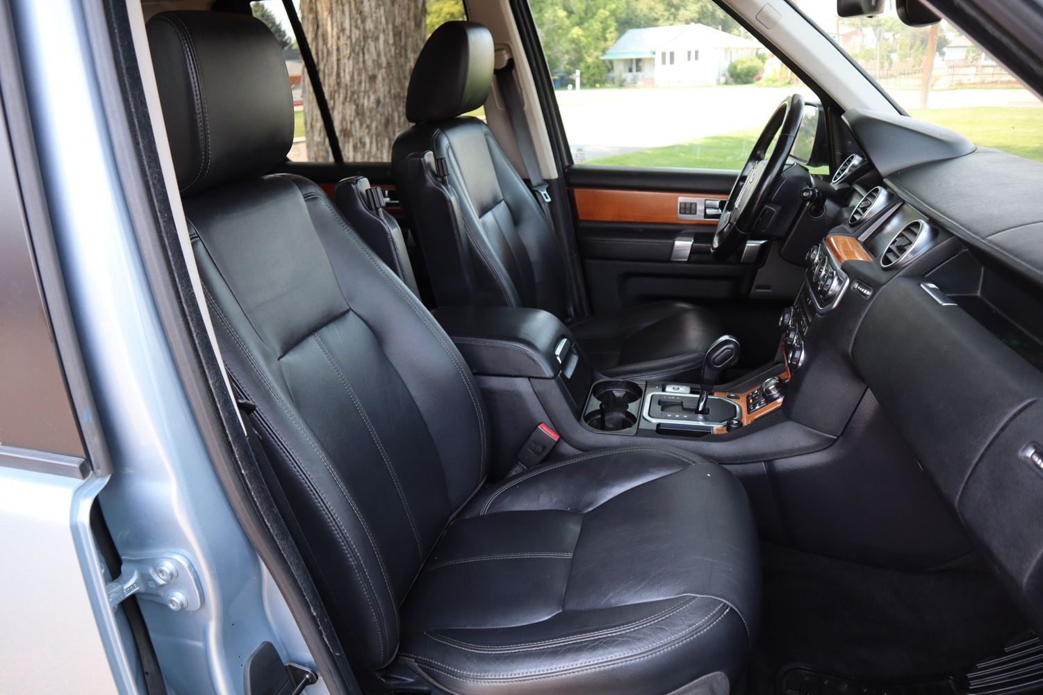 2011 Land Rover LR4 Base | Victory Motors of Colorado