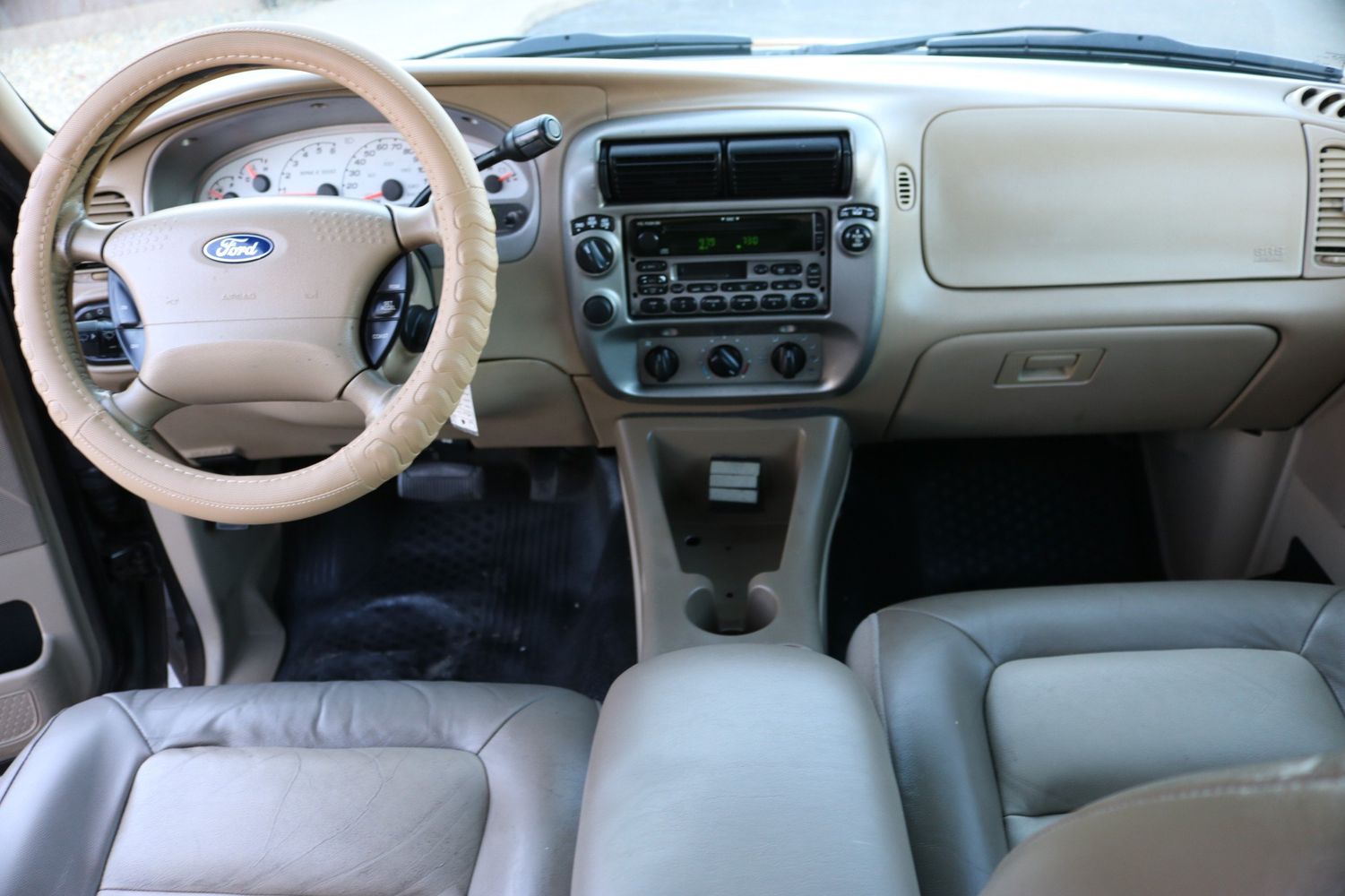 2005 Ford Explorer Sport Trac XLT | Victory Motors of Colorado