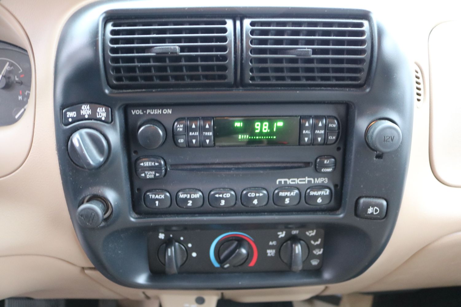 2002 Ford Ranger XLT | Victory Motors of Colorado