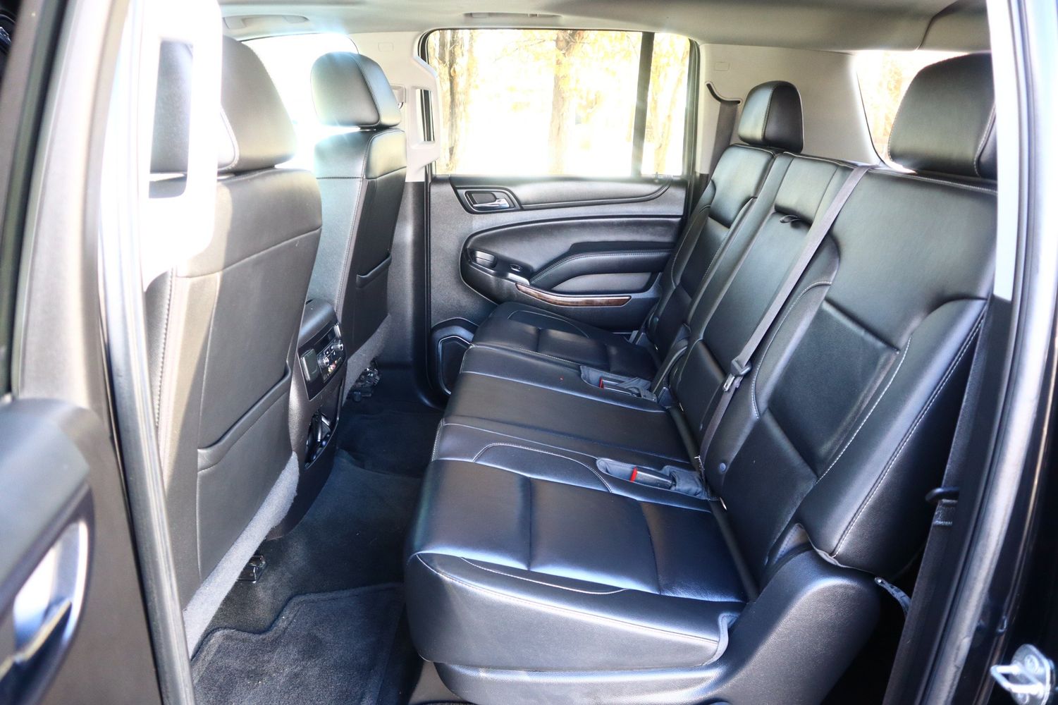 2016 Chevrolet Suburban LT 1500 | Victory Motors of Colorado