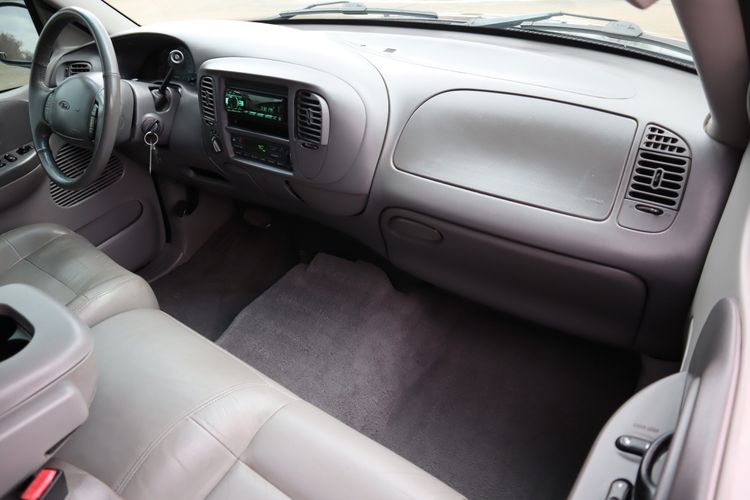 2002 Ford F-150 XLT | Victory Motors of Colorado