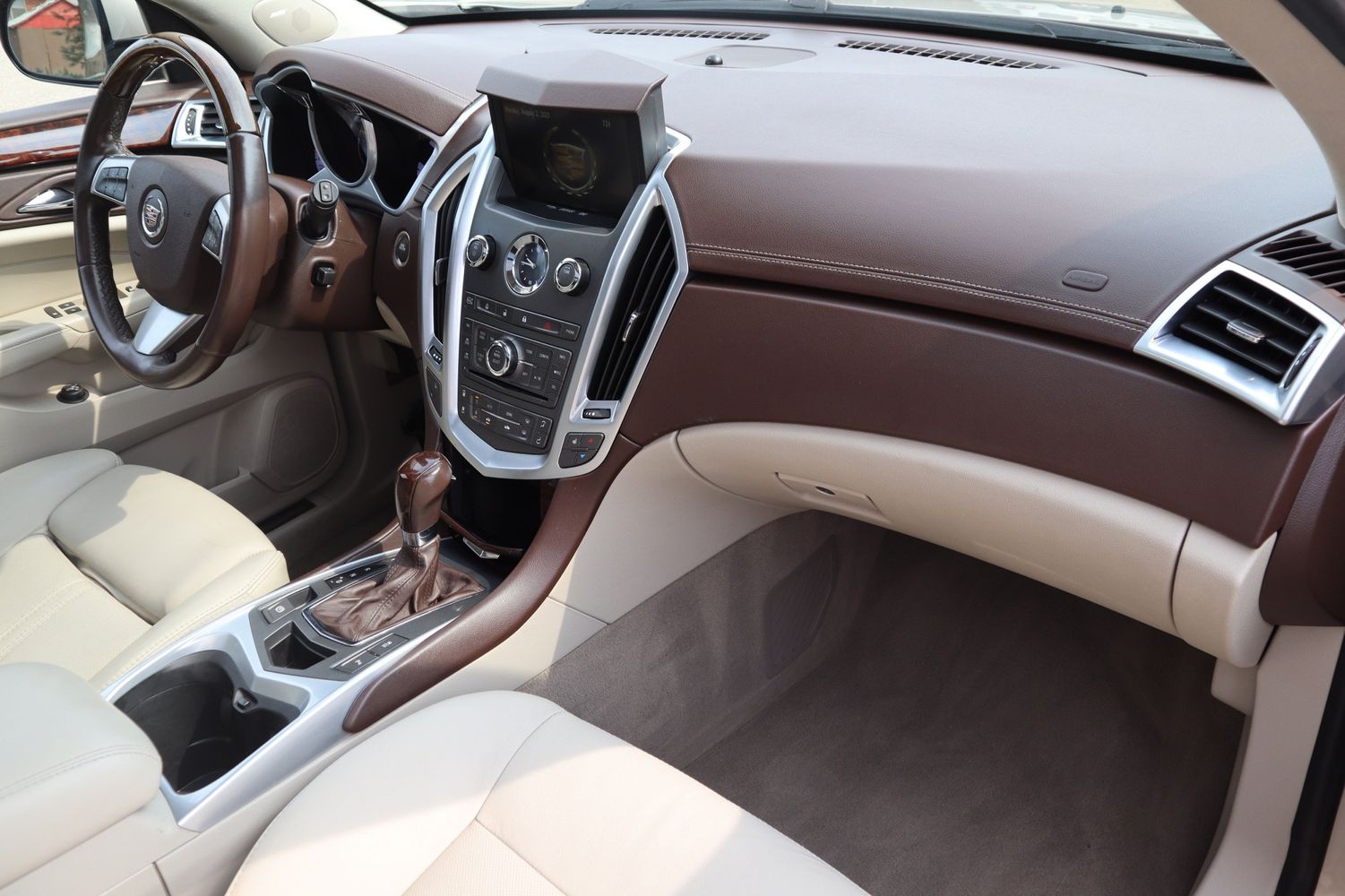 2010 Cadillac SRX Luxury Collection | Victory Motors of Colorado