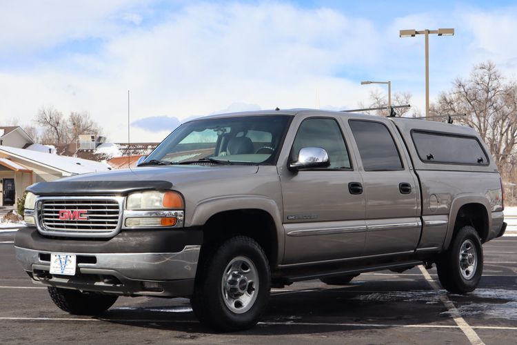 2001 GMC Sierra 2500HD SL | Victory Motors of Colorado