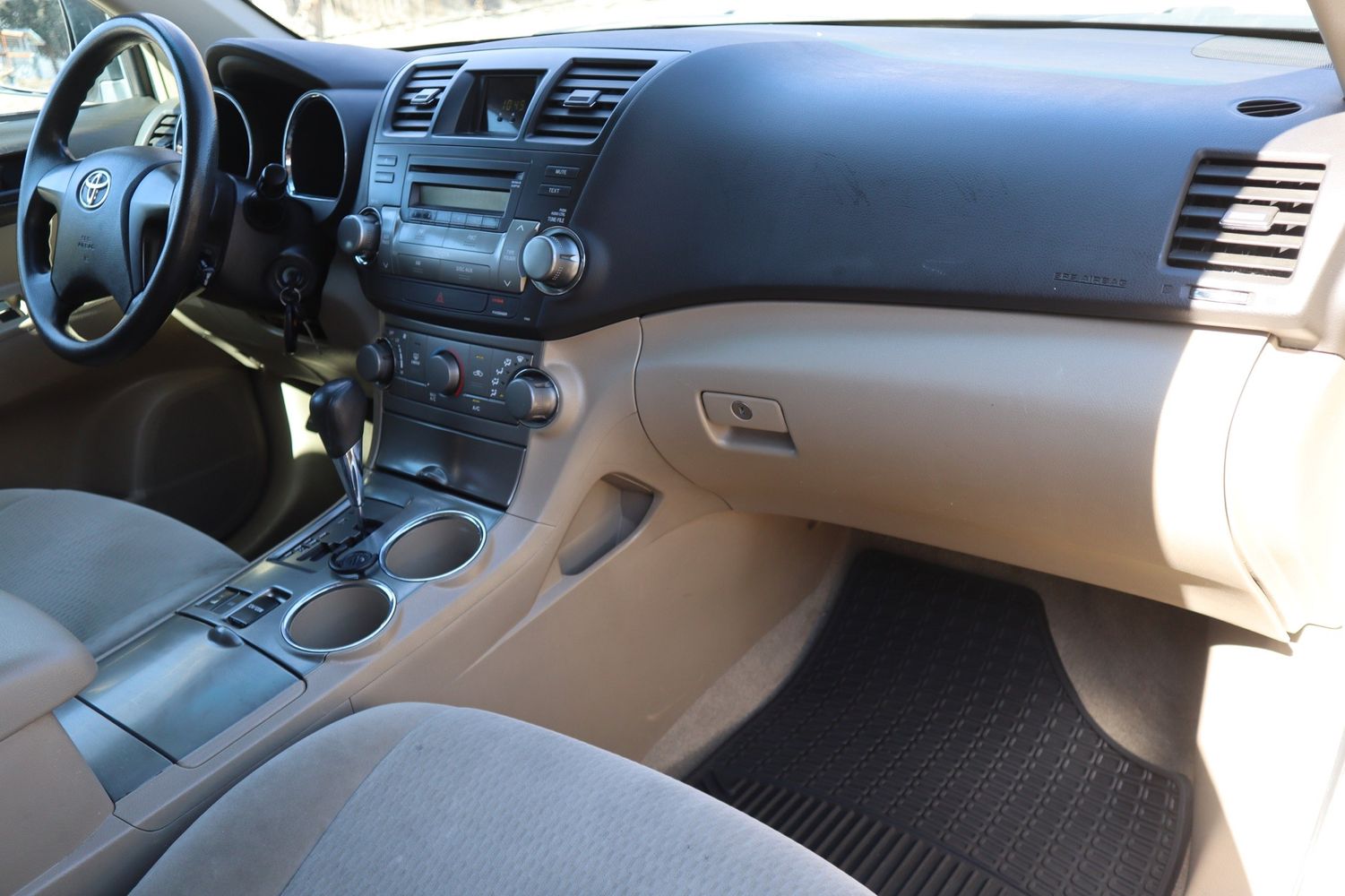2008 Toyota Highlander Base | Victory Motors of Colorado
