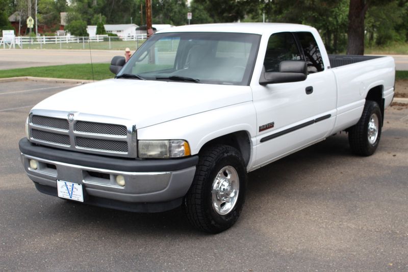 2001 Dodge Ram 2500 Photos