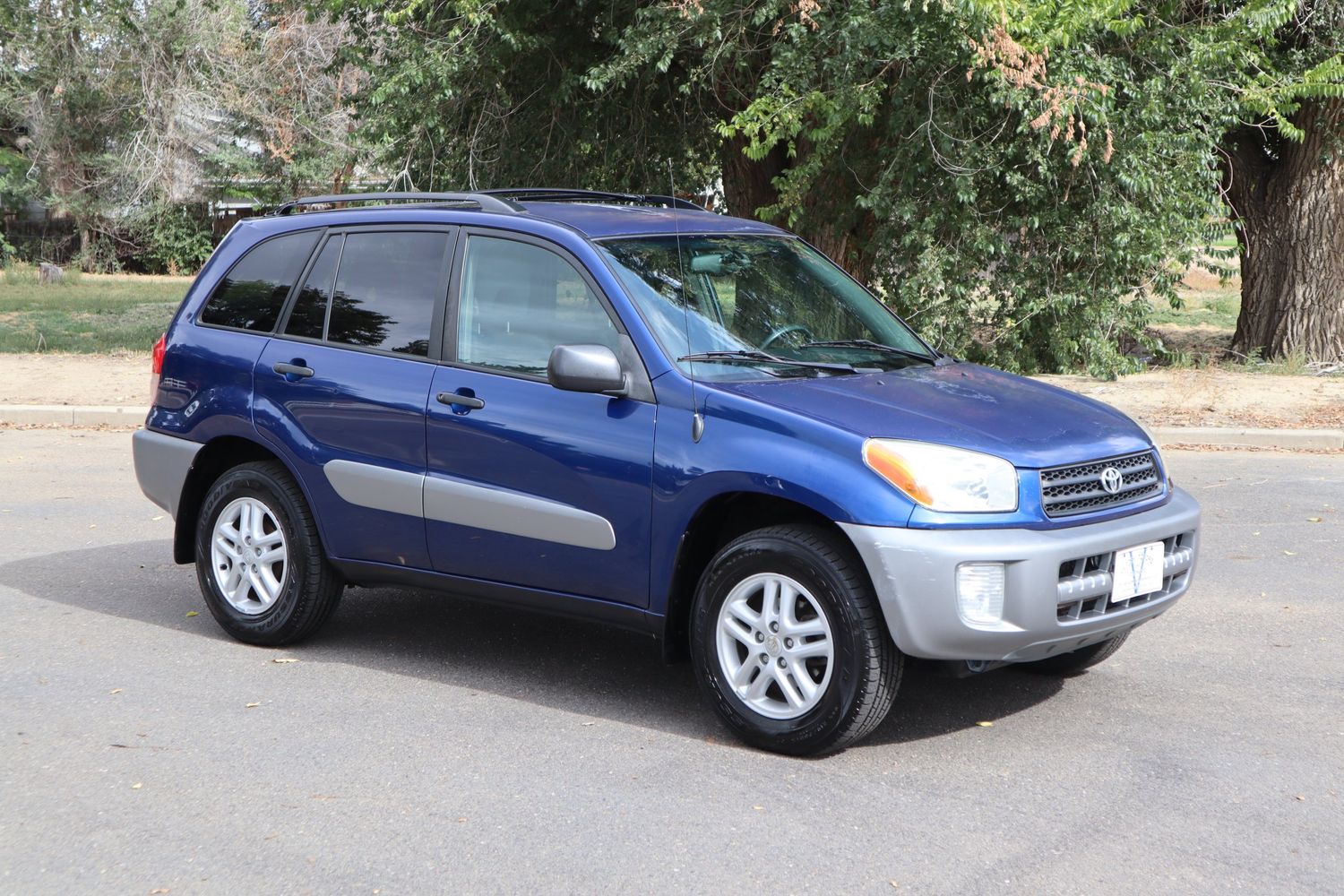 2003 Toyota RAV4 Base | Victory Motors of Colorado