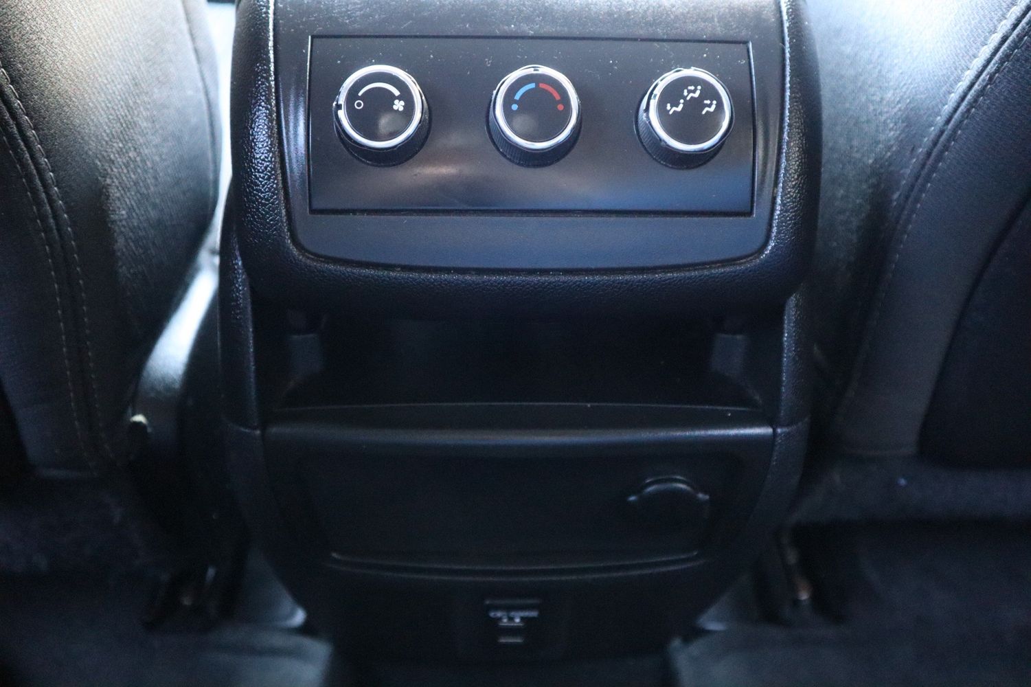 2016 Chevrolet Traverse LT | Victory Motors of Colorado