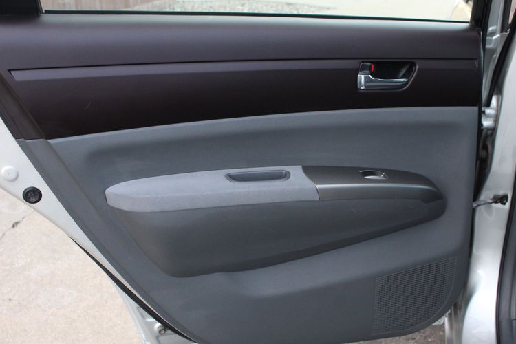 2005 Toyota Prius | Victory Motors of Colorado
