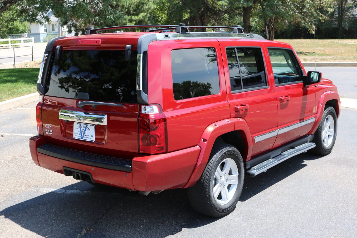 2010 Jeep Commander Limited | Victory Motors of Colorado