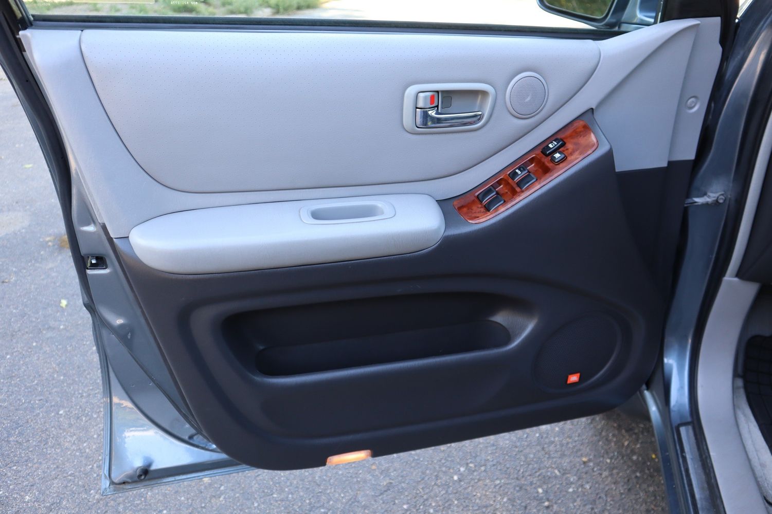 2005 Toyota Highlander Limited | Victory Motors of Colorado