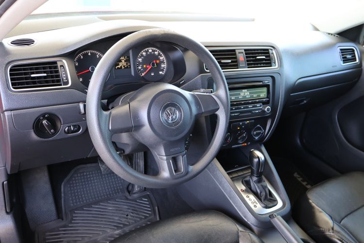 2012 Volkswagen Jetta Base | Victory Motors of Colorado