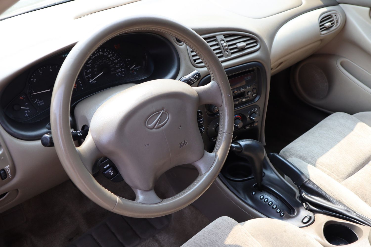 2002 Oldsmobile Alero GL | Victory Motors of Colorado