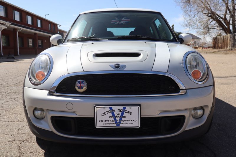 2012 MINI Cooper Hardtop Photos