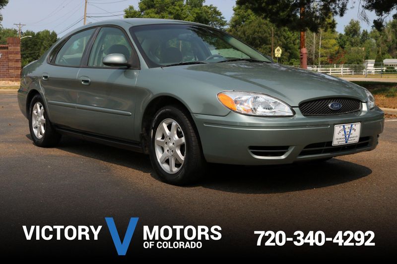2006 Ford Taurus Photos