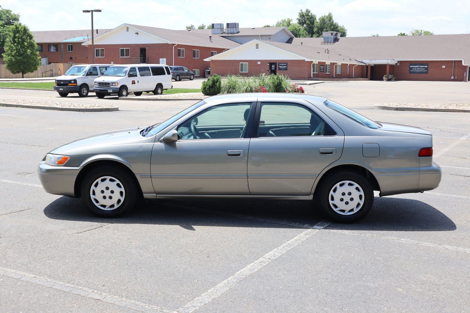 1997 Toyota Camry LE | Victory Motors of Colorado