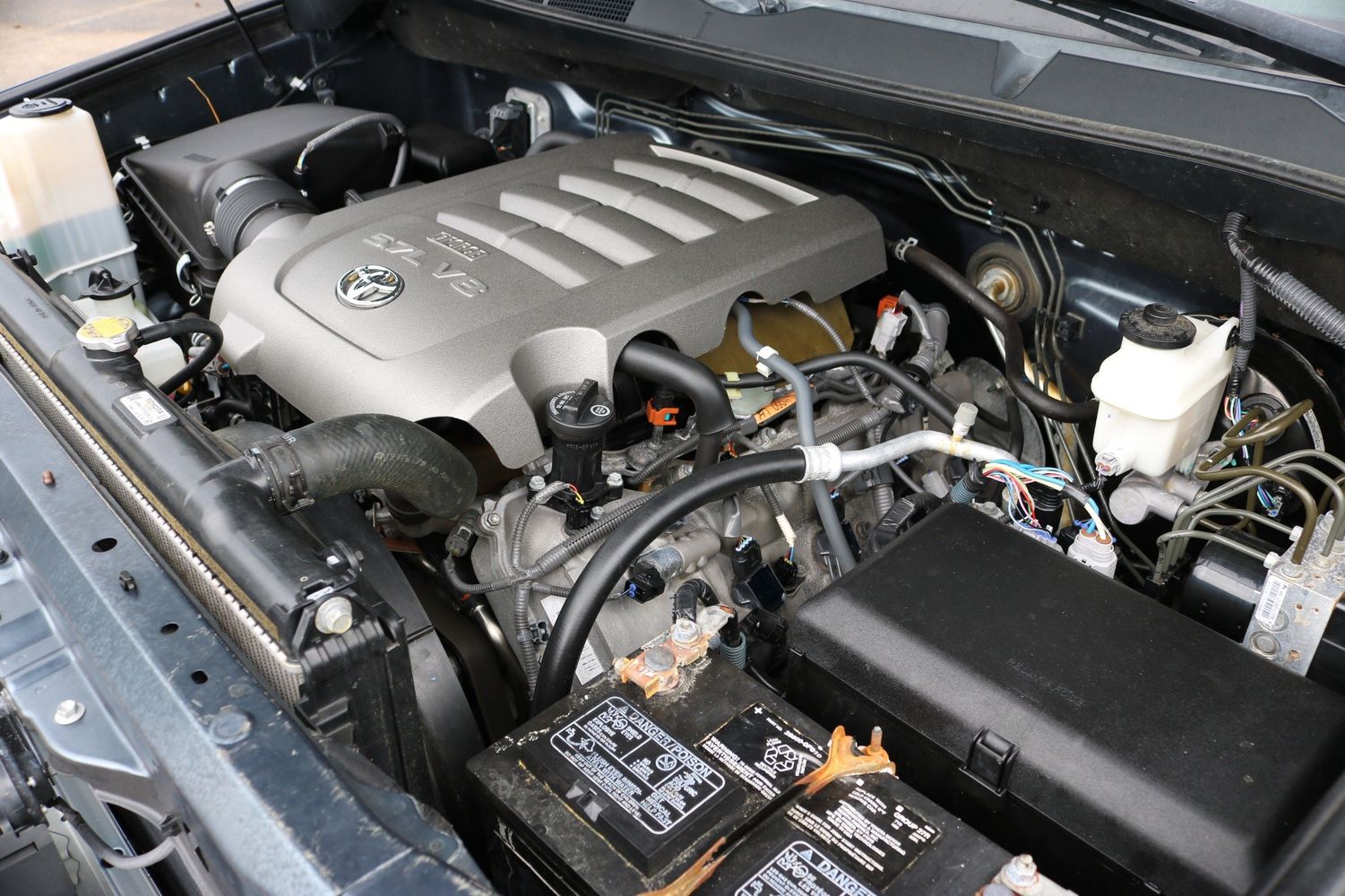 2010 Toyota Tundra Limited | Victory Motors of Colorado