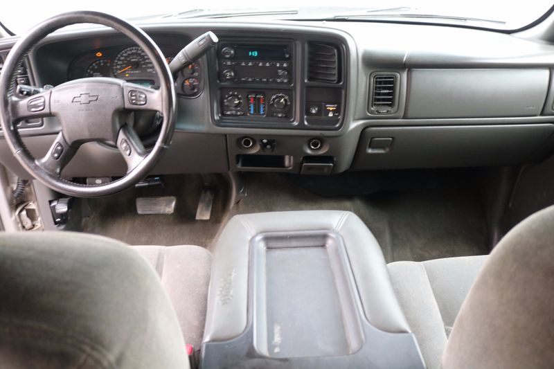 2006 Chevrolet Silverado 2500HD Photos
