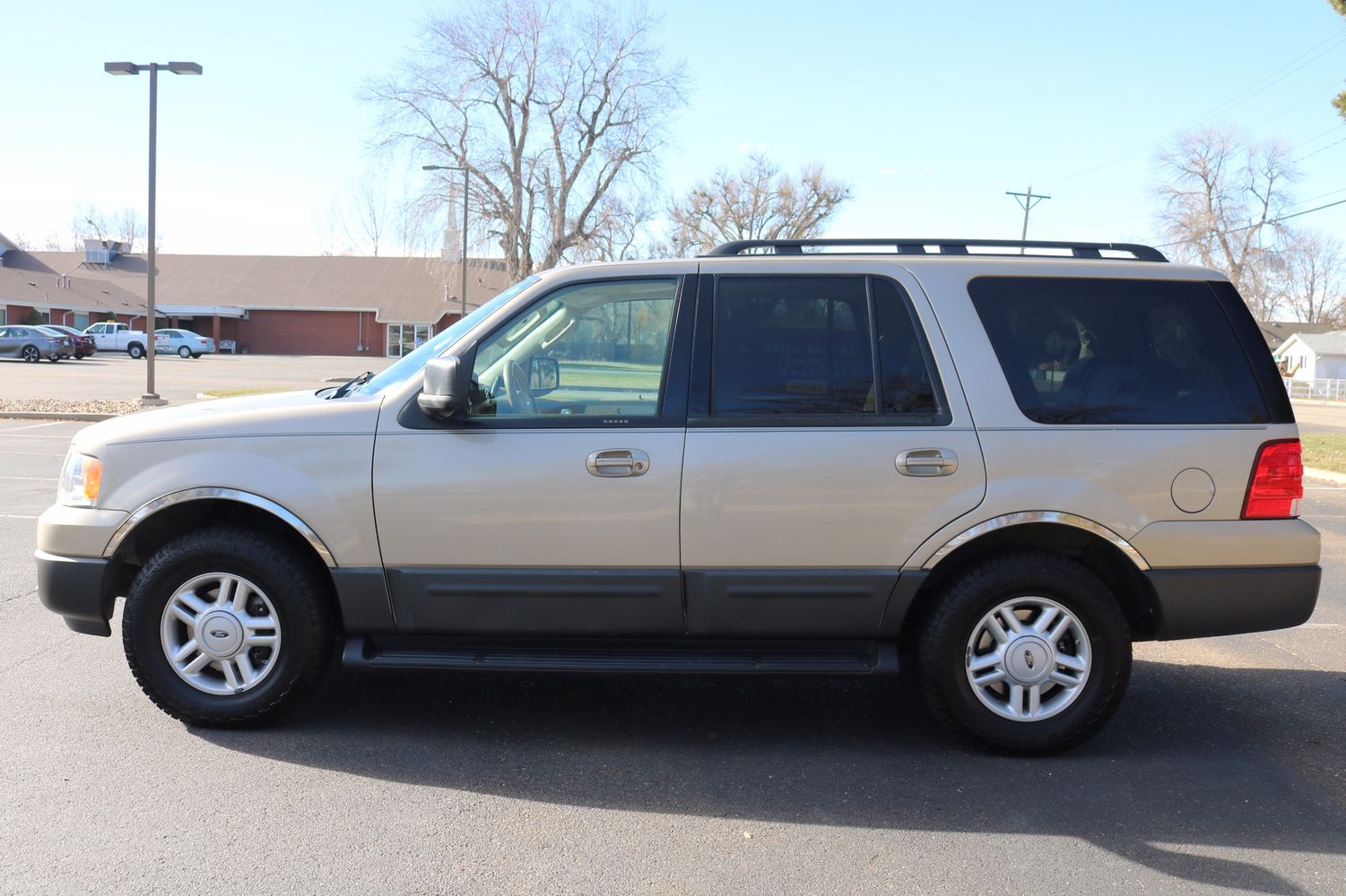 2006 Ford Expedition XLT | Victory Motors of Colorado