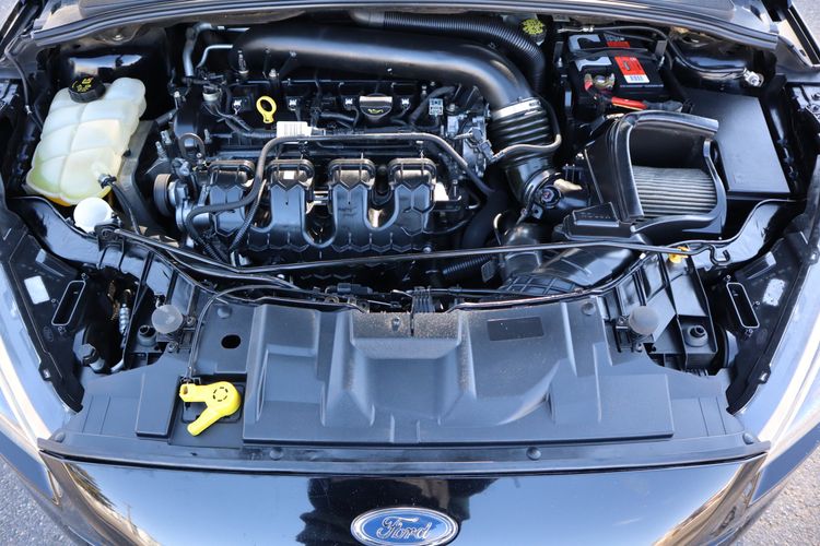 2016 Ford Focus ST | Victory Motors of Colorado