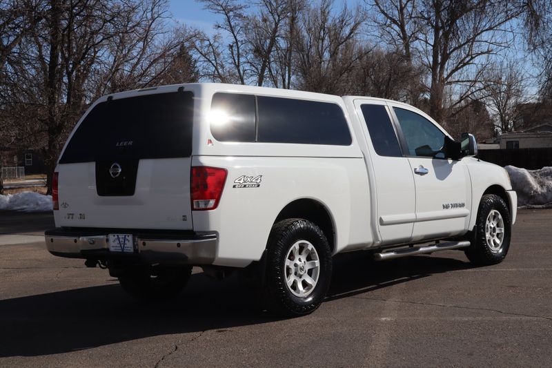 2006 Nissan Titan Photos