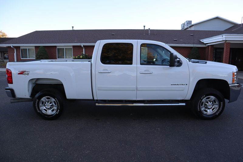 2008 Chevrolet Silverado 2500HD Photos