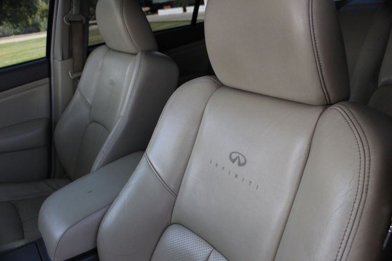 2006 INFINITI G35 Photos